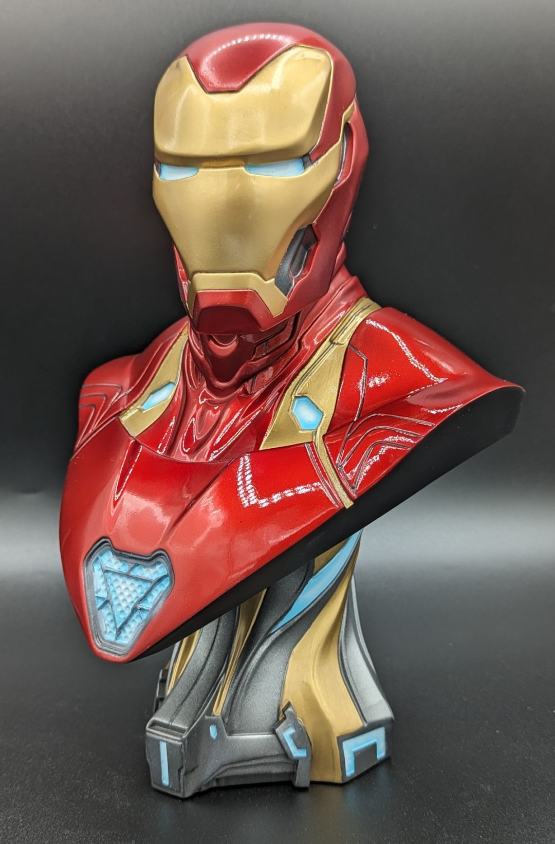 Iron Man MK 50 Legends 3D Bust From Diamond Select Toys [Review] - That ...