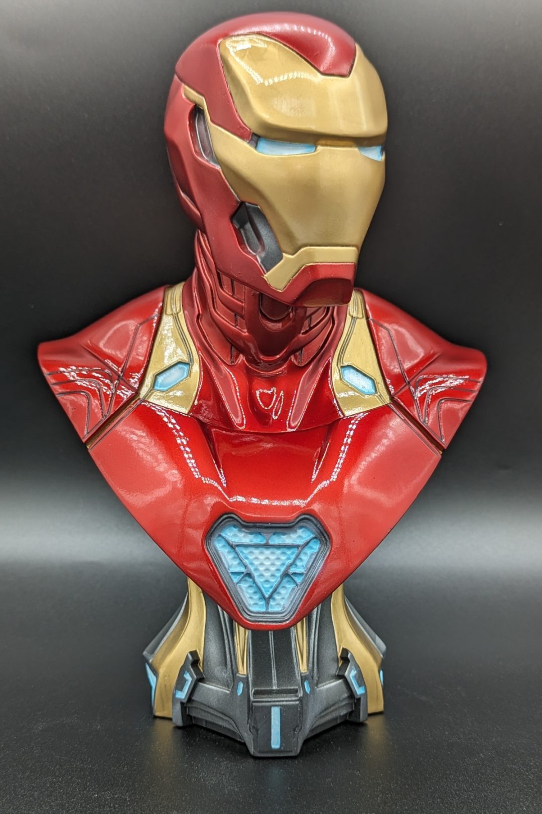 Iron Man MK 50 Legends 3D Bust From Diamond Select Toys [Review] - That ...